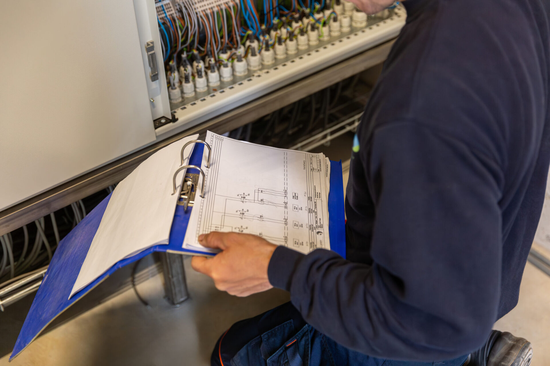 Keuringen/Inspecties - Elektro-Installatiebedrijf Van Lanen BV